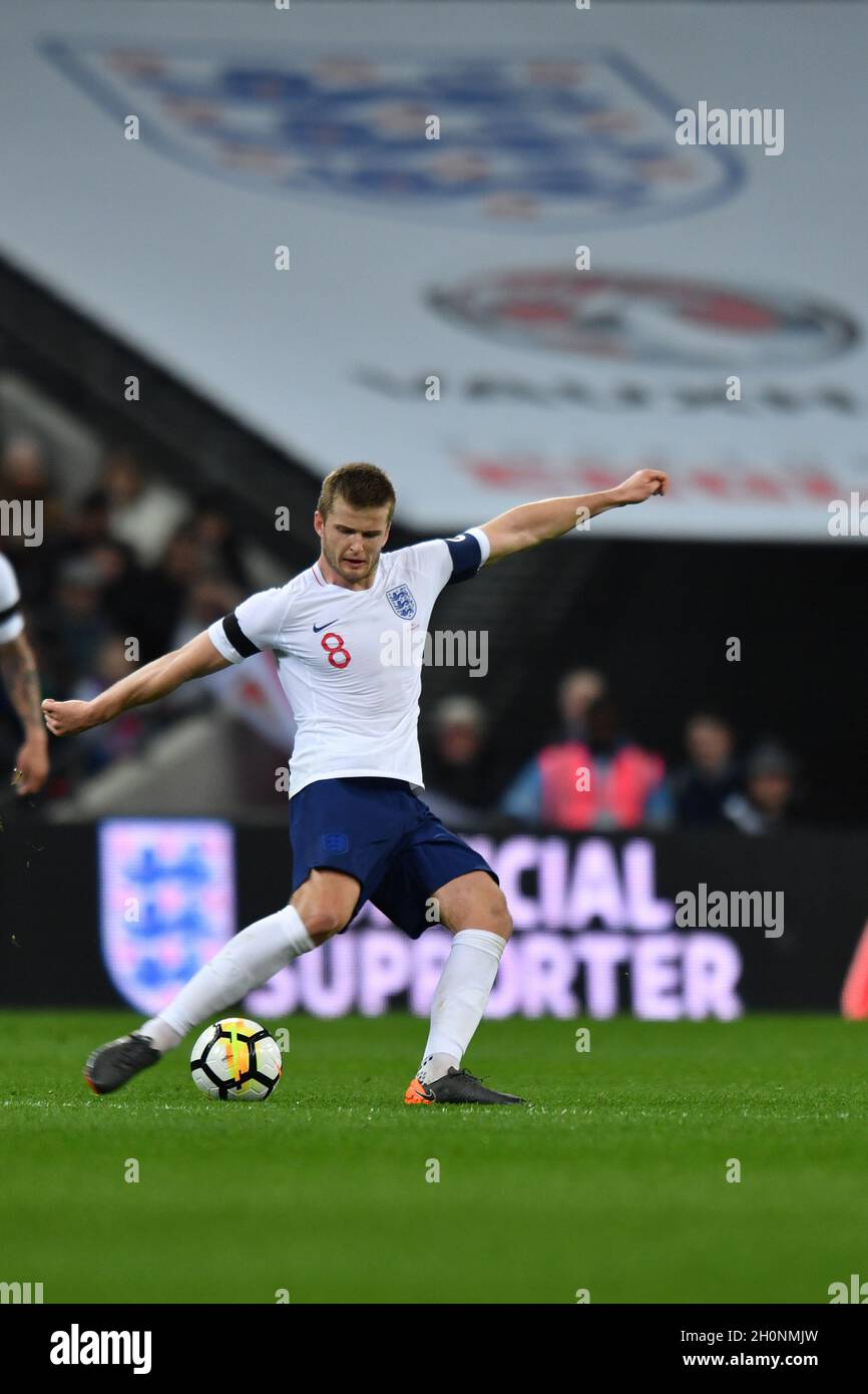 Eric dier captain hi-res stock photography and images - Alamy
