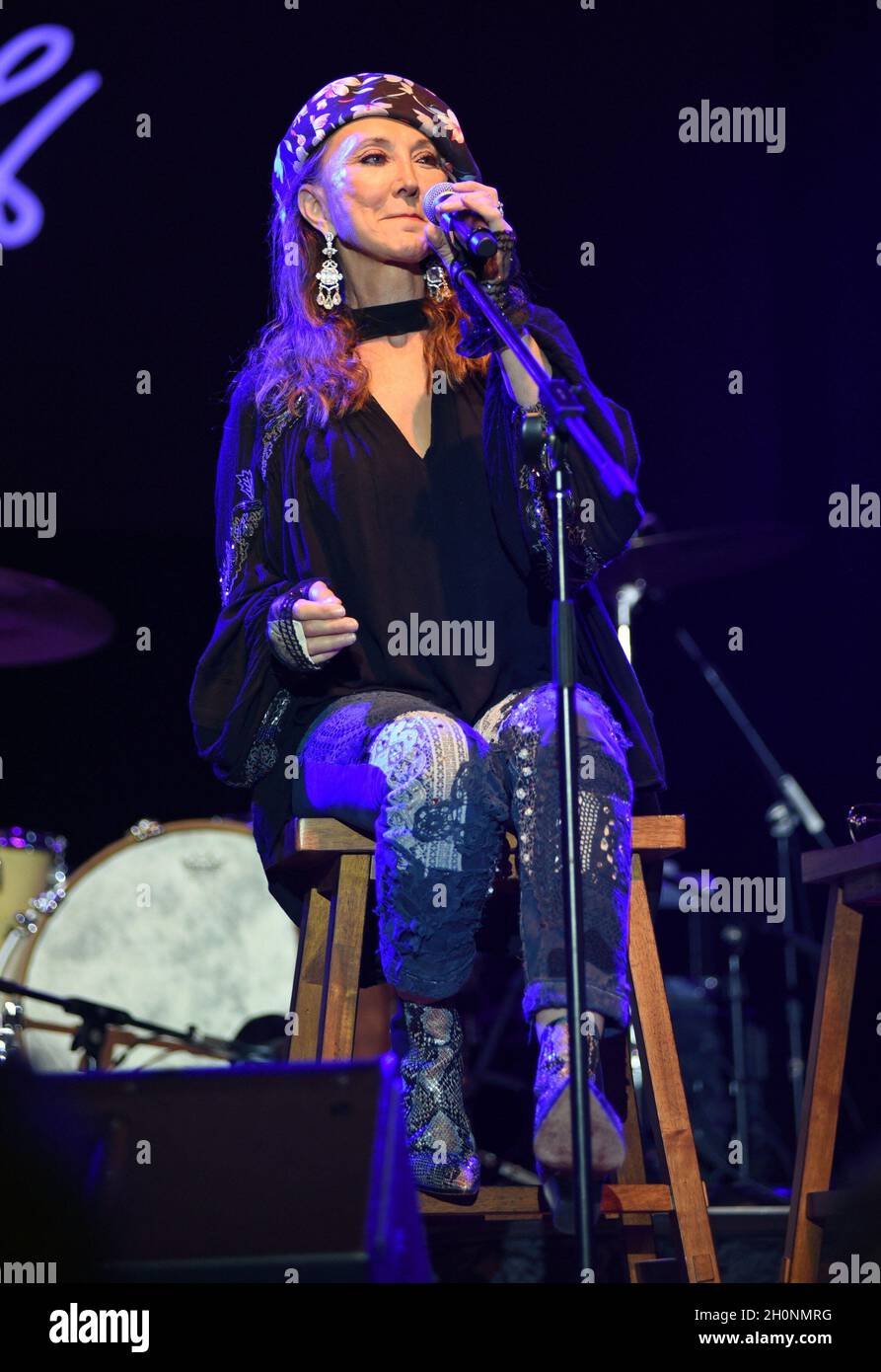 Pam tillis in concert at georgia mountain fall fair hi-res stock ...