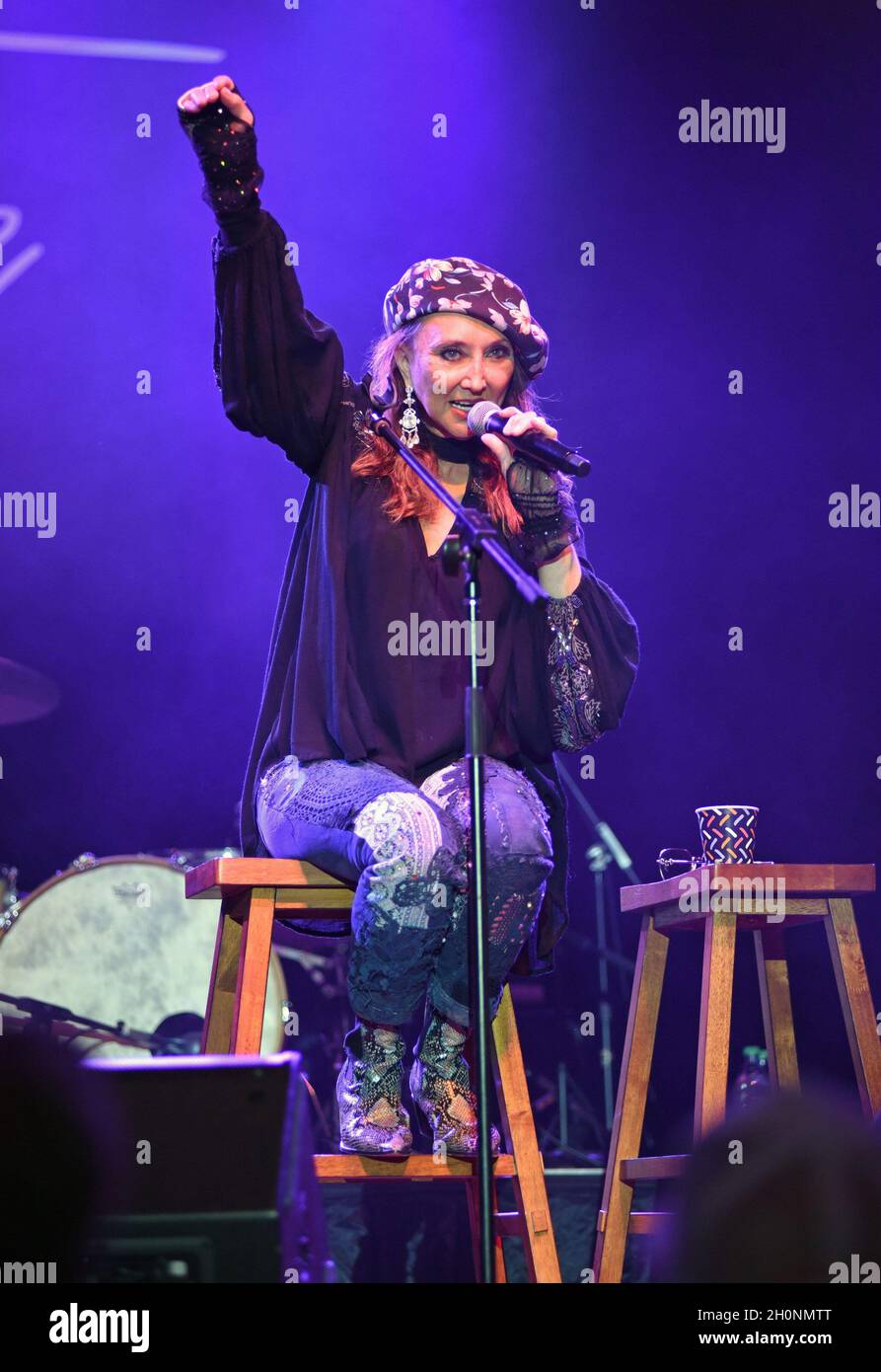 Pam tillis in concert at georgia mountain fall fair hi-res stock ...