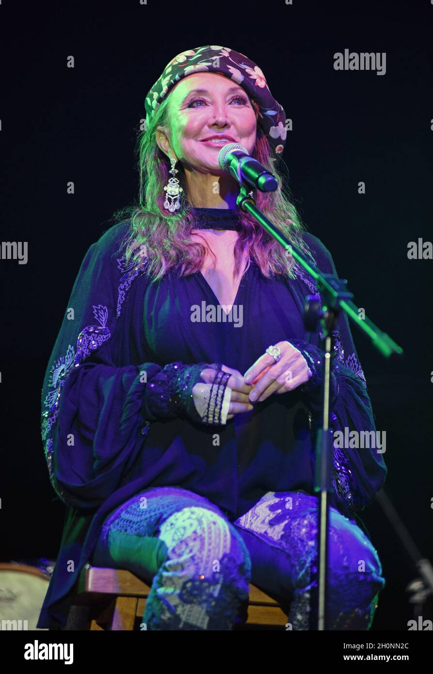 Pam tillis in concert at georgia mountain fall fair hi-res stock ...