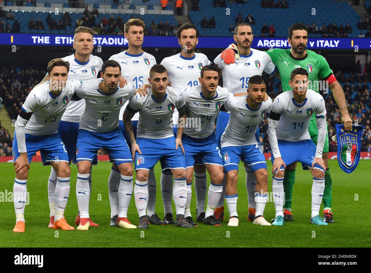 Italy pose for a team photo Stock Photo - Alamy