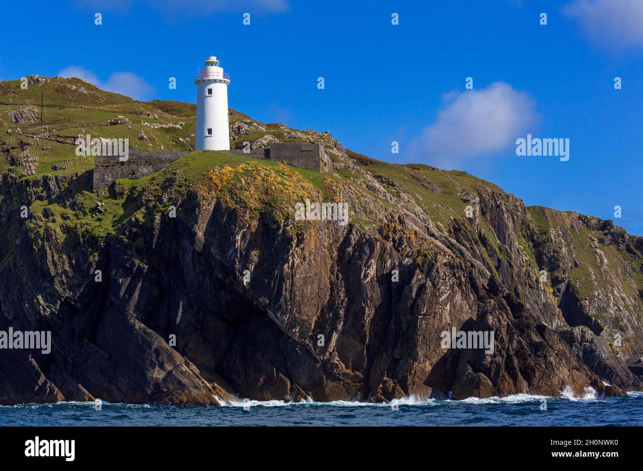 Ardnakinna Lighthouse, Bere Island, County Cork, Ireland Stock Photo ...