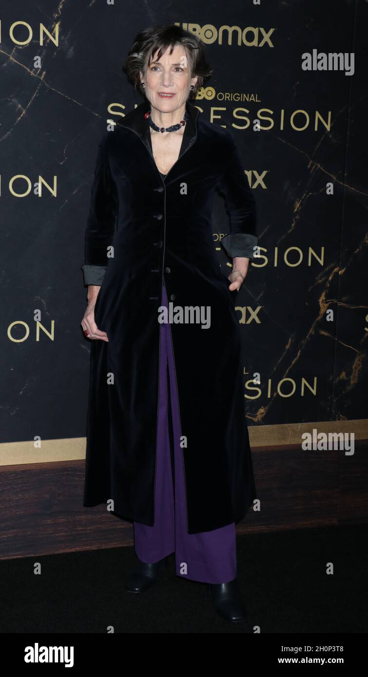 October 12, 2021.Samatha Berry attend HBO's "Succession" Season 3 ...