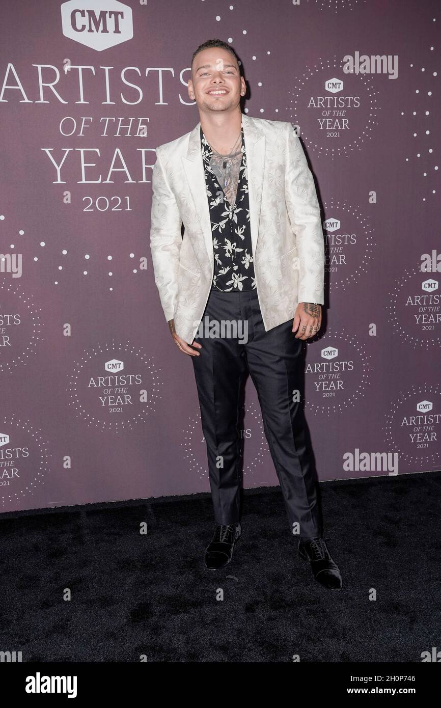 Kane Brown attends the 2021 CMT Artist of the Year on October 13, 2021 ...