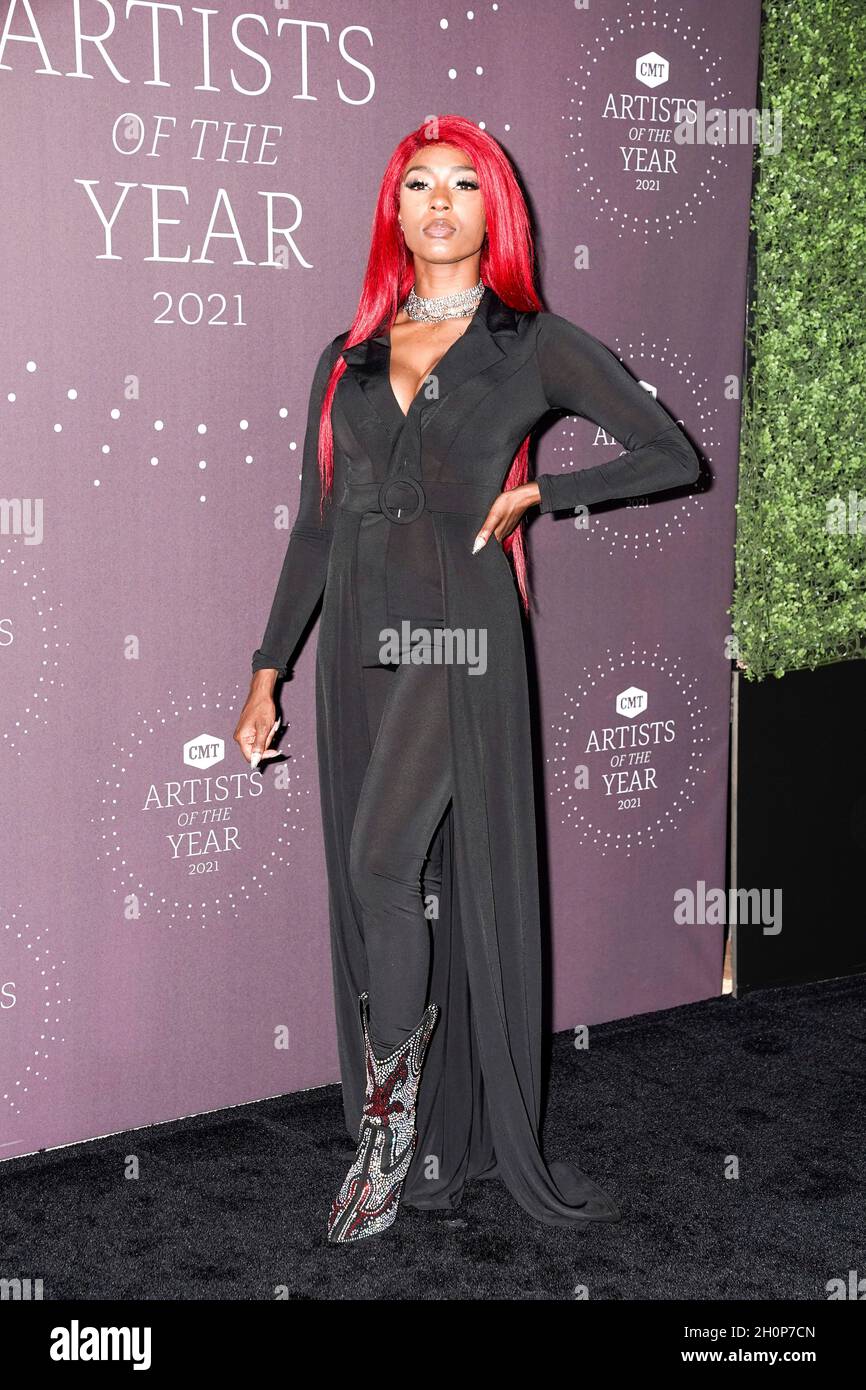 Nashville, USA. 13th Oct, 2021. Reyna Roberts attends the 2021 CMT ...