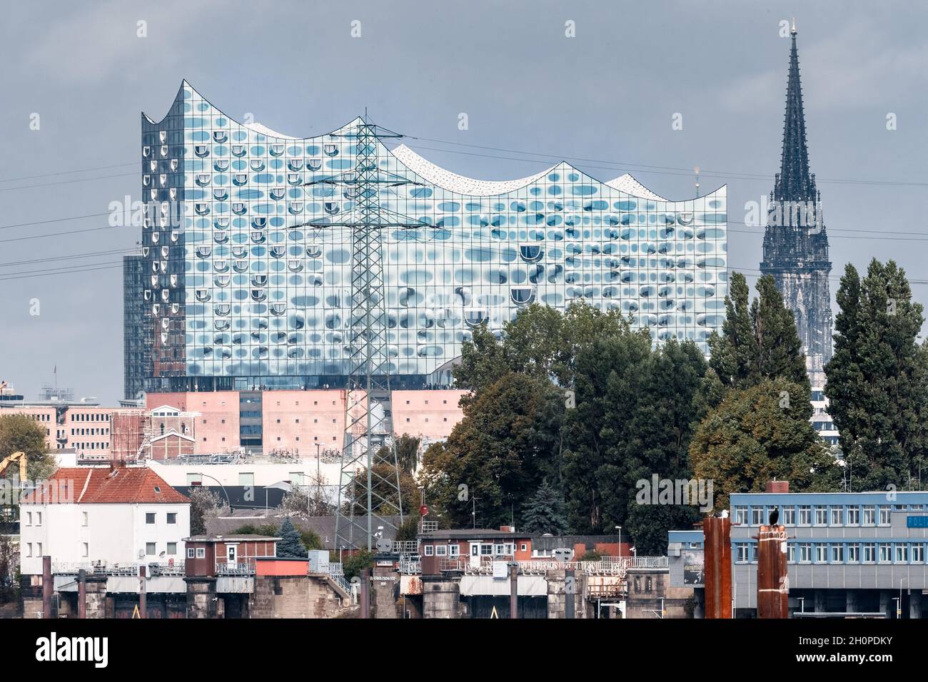 Commissariat building hi-res stock photography and images - Alamy