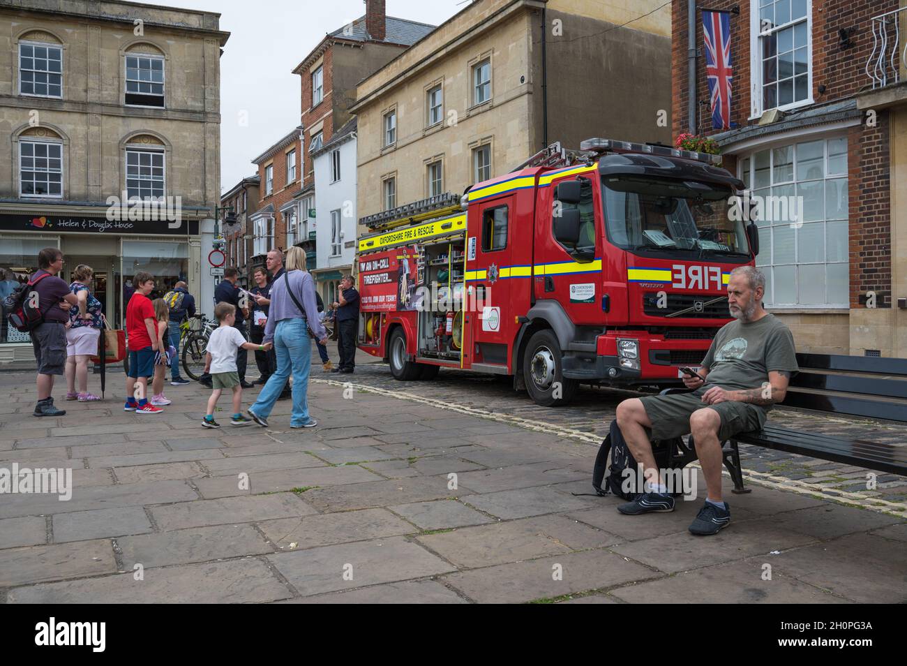 Oxfordshire Fire and Rescue fire engine. Firemen engaging with the ...