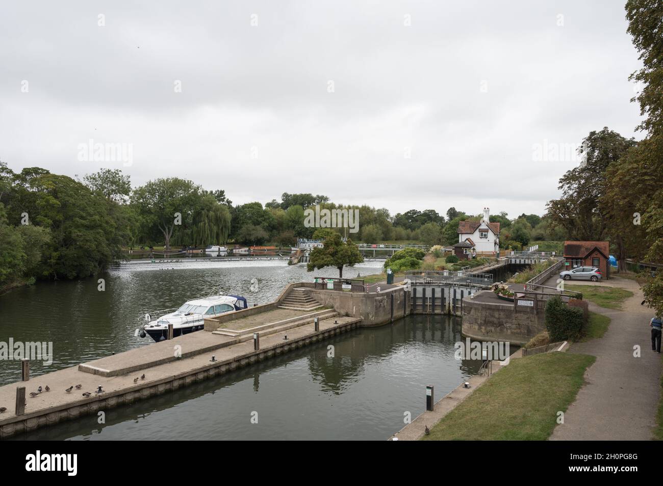 View of Goring Lock situated on the River Thames at the Goring Gap ...