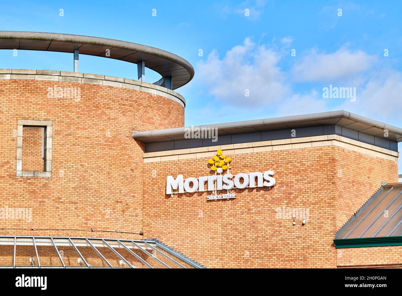Morrisons superstore, Kettering, England Stock Photo - Alamy