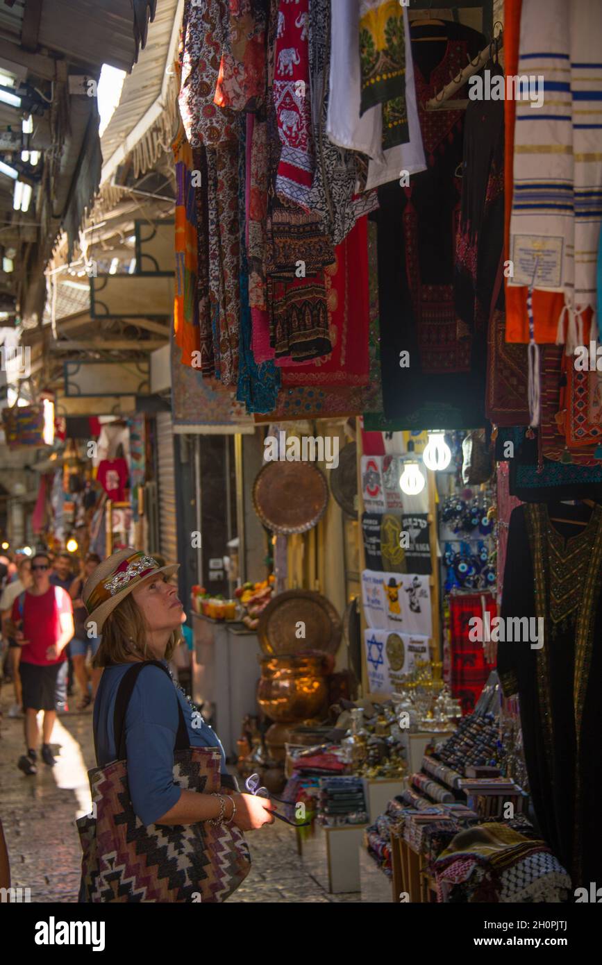 Middle eastern souks stalls hi-res stock photography and images - Alamy