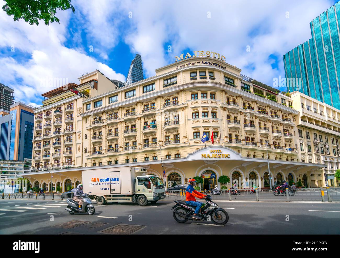 Palace royal along a busy boulevard with French architectural style ...