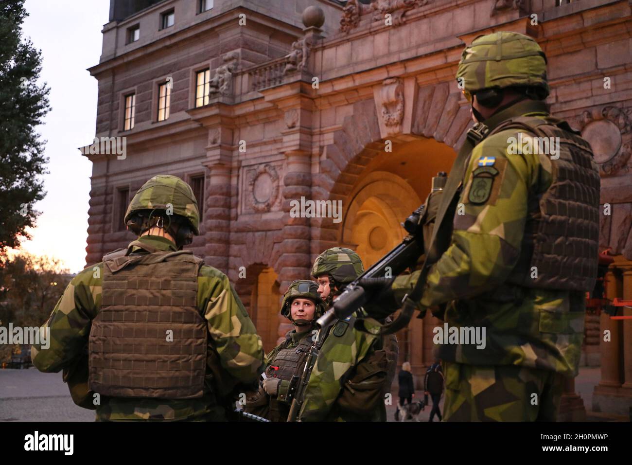 Swedish army practice hi-res stock photography and images - Alamy