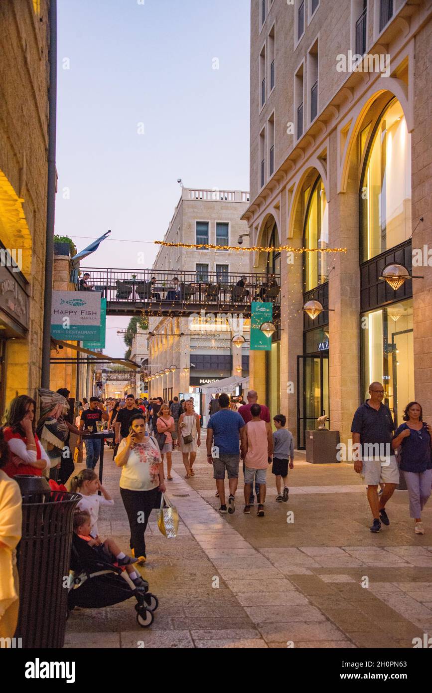 Mamilla avenue hi-res stock photography and images - Alamy