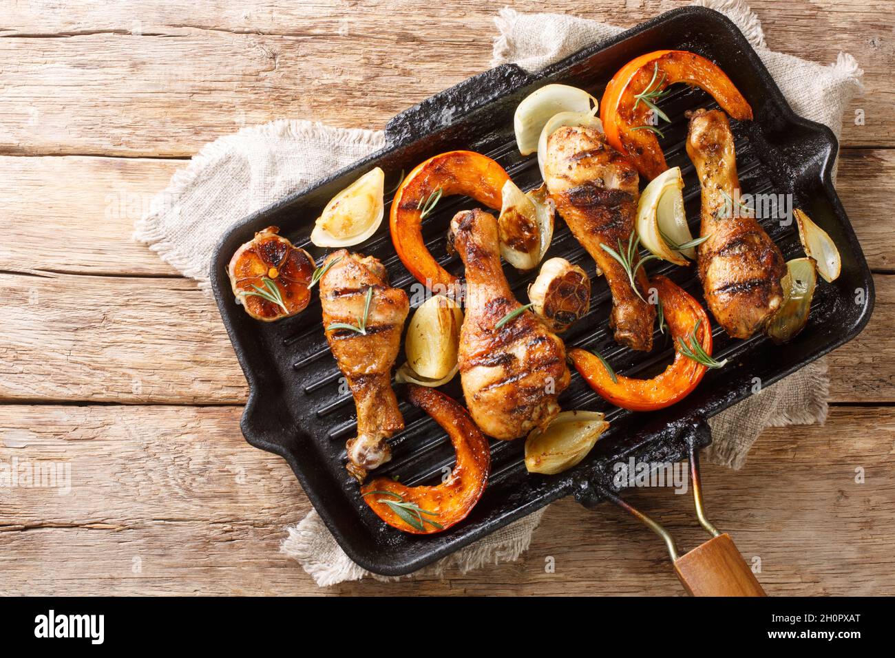 Homemade grilled chicken hi-res stock photography and images - Alamy