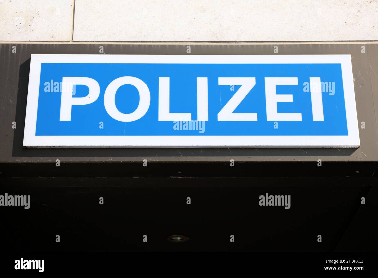 German police station sign hi-res stock photography and images - Alamy