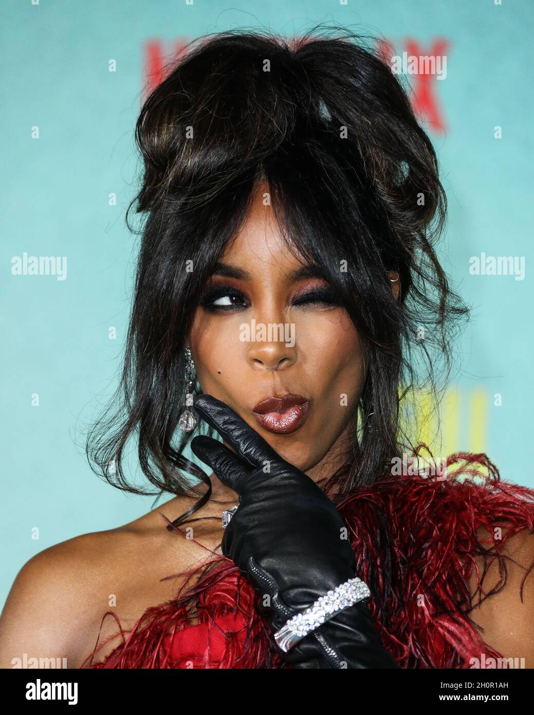 LOS ANGELES, CALIFORNIA, USA - OCTOBER 13: Singer Kelly Rowland arrives ...