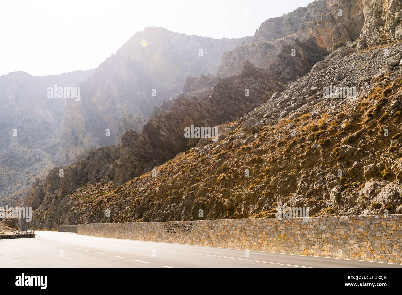 White mountains crete road hi-res stock photography and images - Alamy