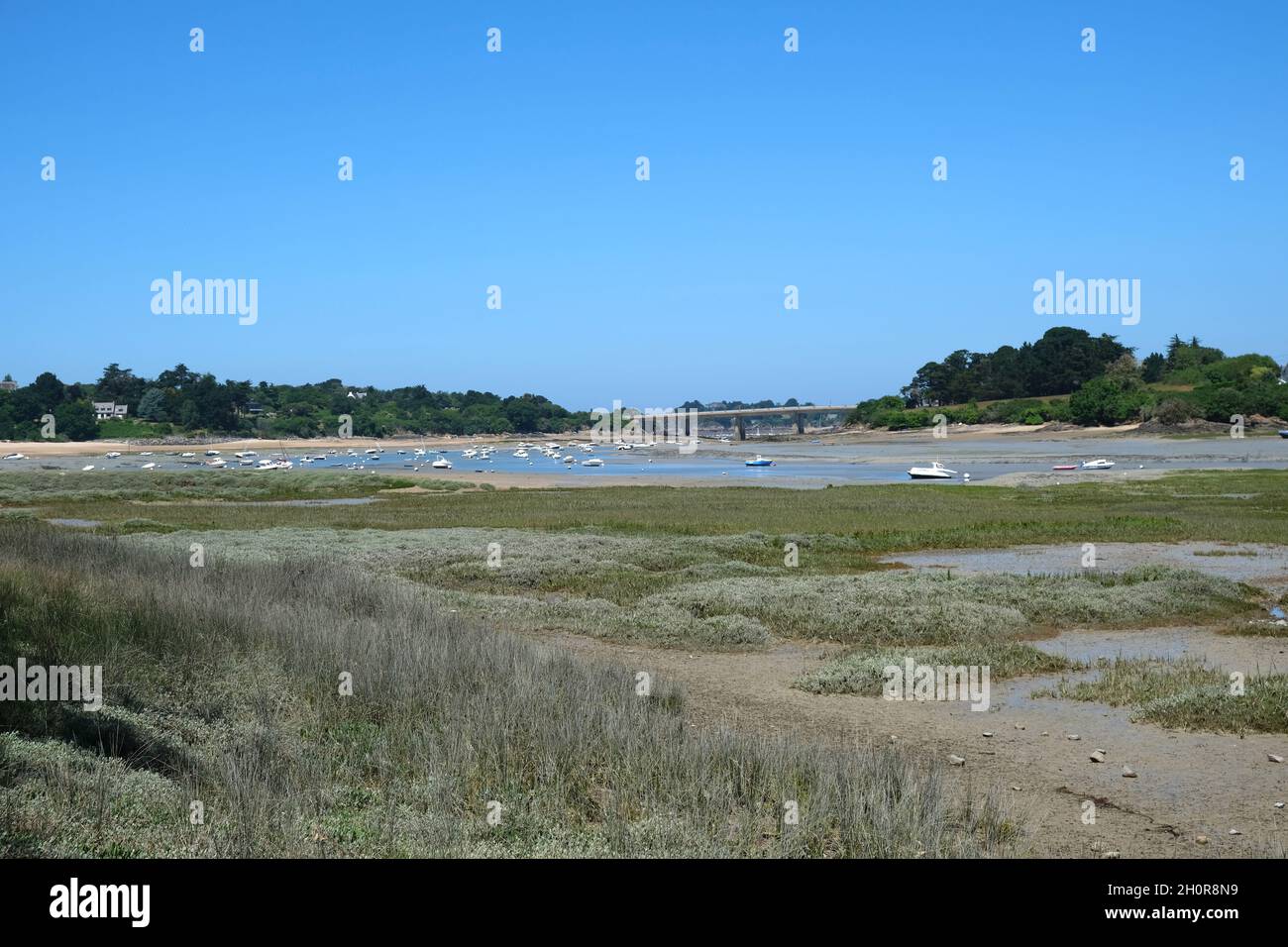 Lancieux (Brittany, north western France): the Fremur estuary Stock ...