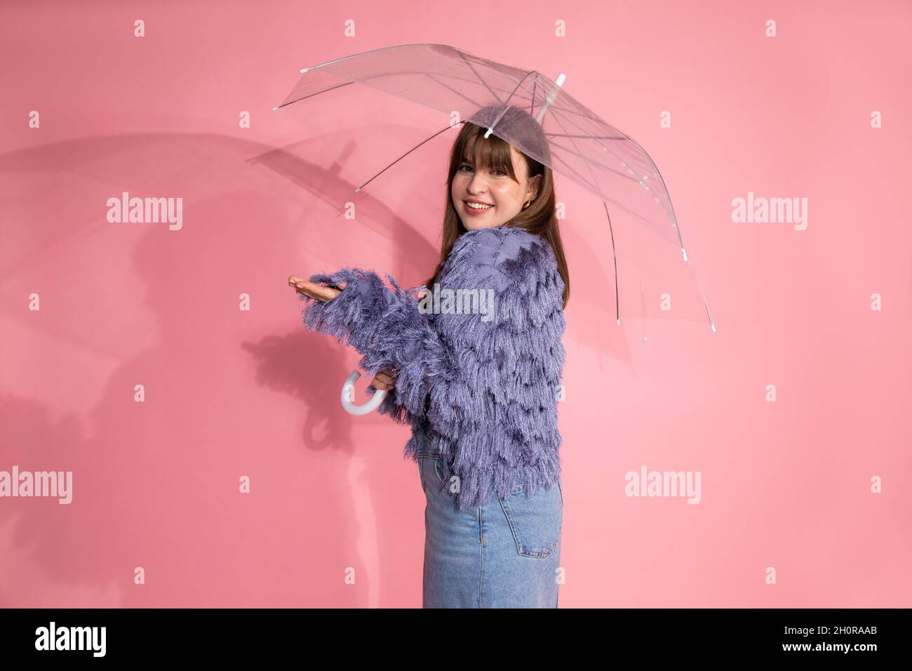 Hair bangs hi-res stock photography and images - Alamy