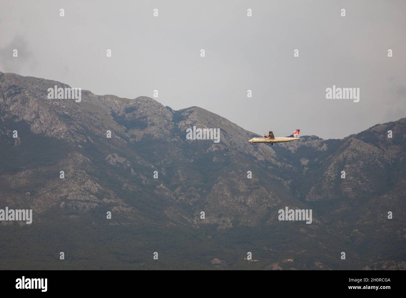 Flight over mountain ridge in hi-res stock photography and images - Alamy