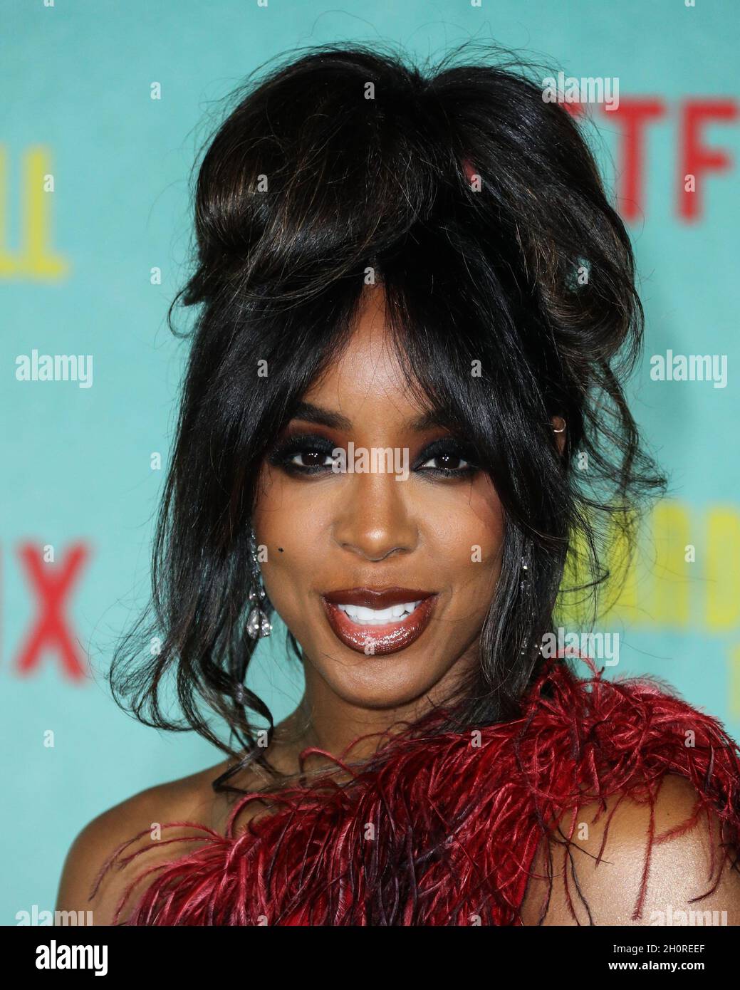 LOS ANGELES, CALIFORNIA, USA - OCTOBER 13: Singer Kelly Rowland arrives ...