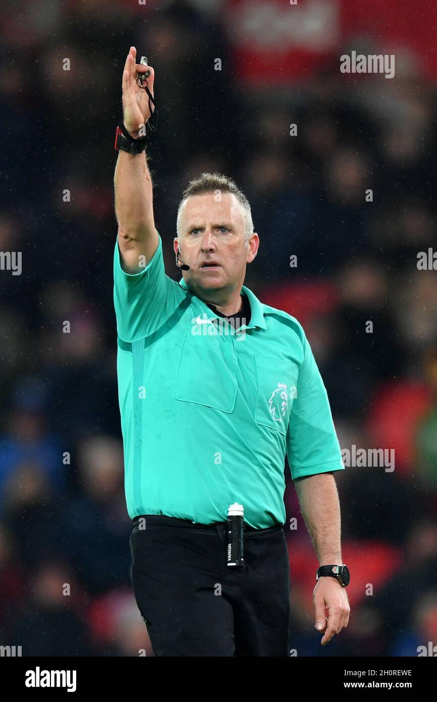 Match referee Jonathan Moss Stock Photo - Alamy