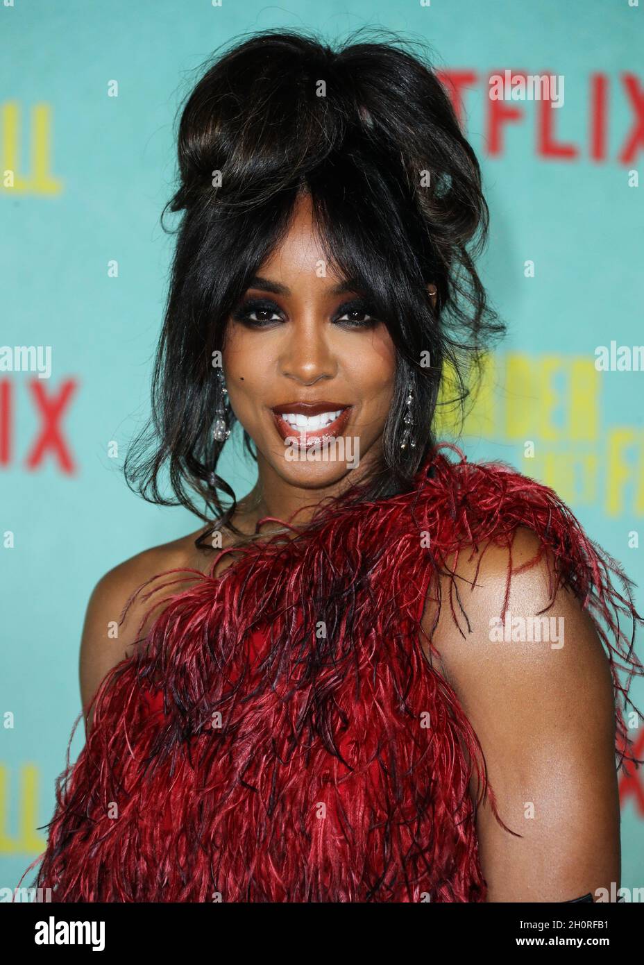 LOS ANGELES, CALIFORNIA, USA - OCTOBER 13: Singer Kelly Rowland arrives ...