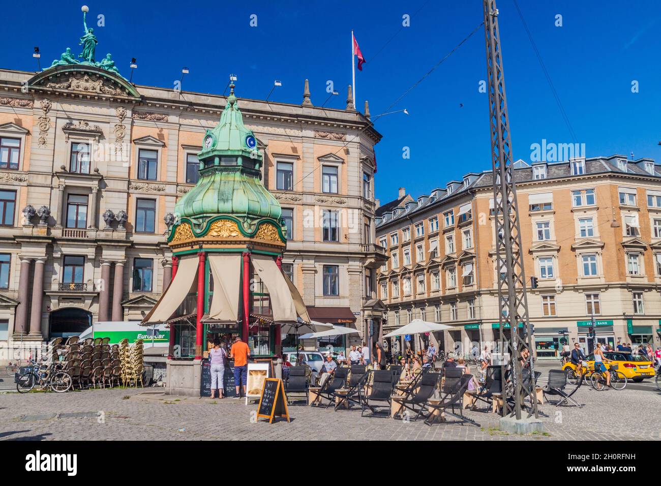 Kings new square hi-res stock photography and images - Alamy
