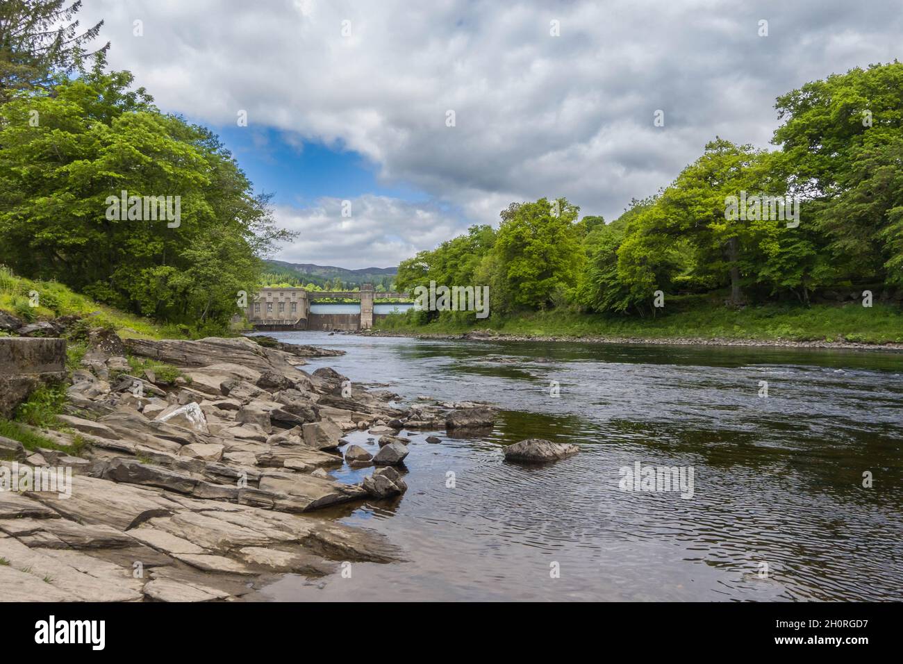 Pitlochry hydro electric dam hi-res stock photography and images - Alamy