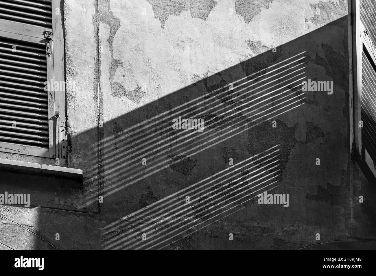 Praise of the shadow hi-res stock photography and images - Alamy