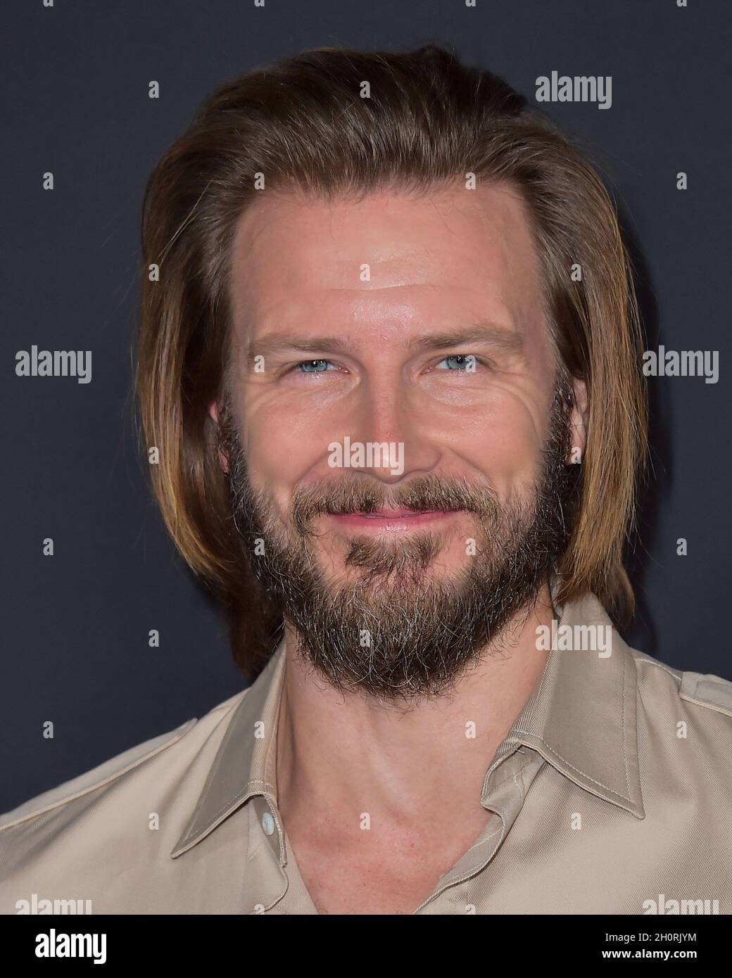 HOLLYWOOD, LOS ANGELES, CALIFORNIA, USA - OCTOBER 13: Actor Bill Heck ...