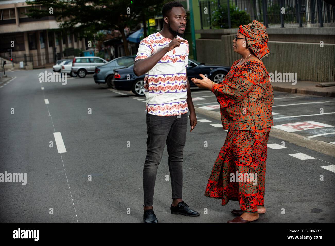 Couple arguing car driving hi-res stock photography and images - Alamy