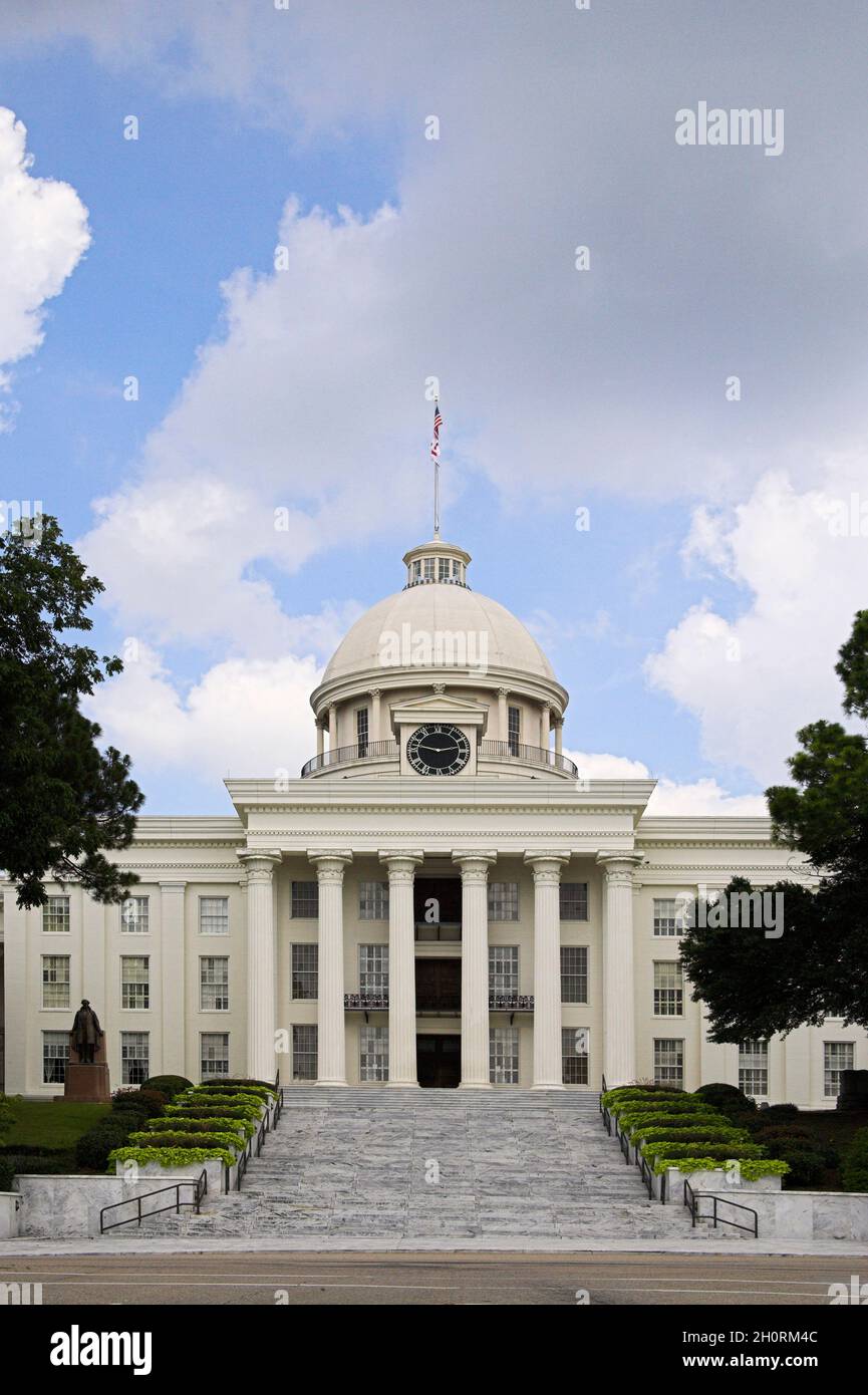 the capitol building in montgomery alabama Stock Photo - Alamy