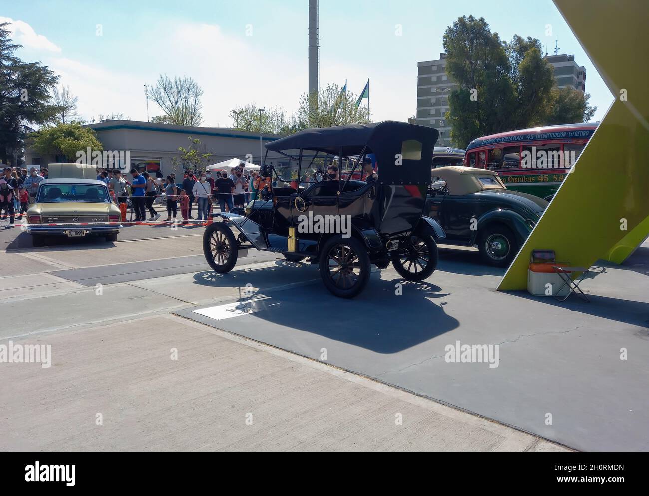 Ford model t production line hi-res stock photography and images - Alamy