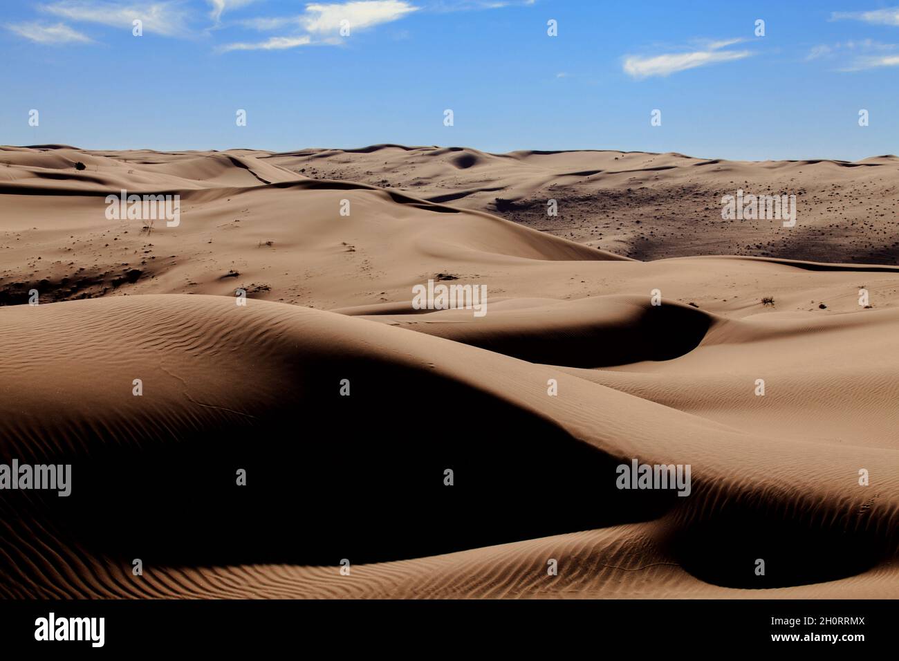 Sand dunes in the desert, Saudi Arabia Stock Photo - Alamy