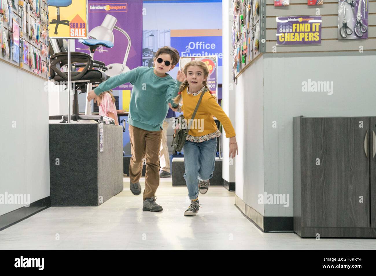 FLORA & ULYSSES (2021) BENJAMIN EVAN AINSWORTH MATILDA LAWLER LENA KHAN ...