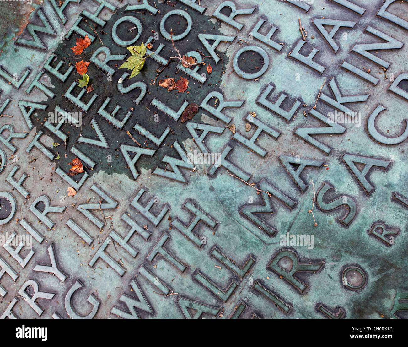 Text on the Royal Artillery Memorial, Hyde Park Corner, London ...