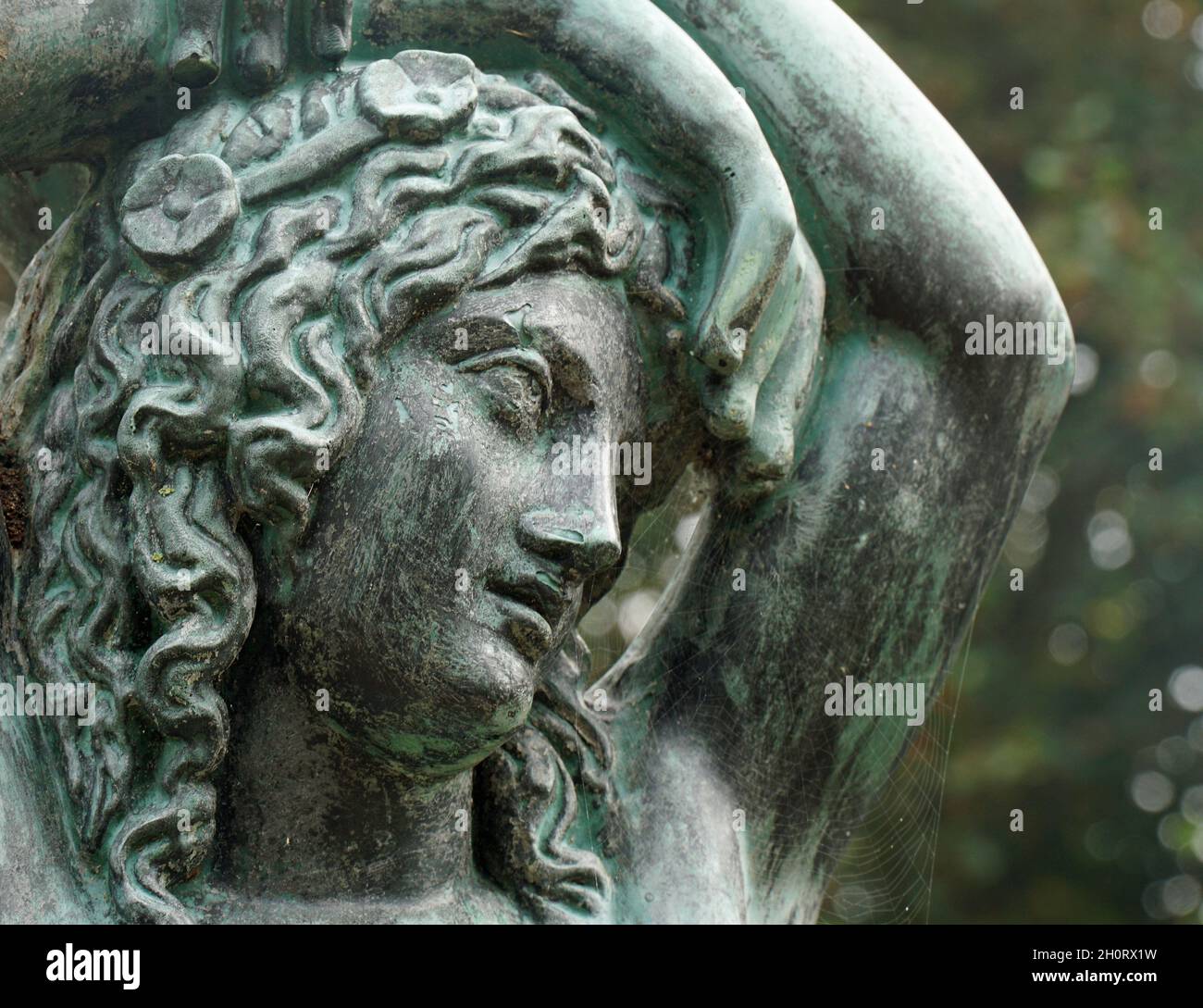 Bronze head classical hi-res stock photography and images - Alamy