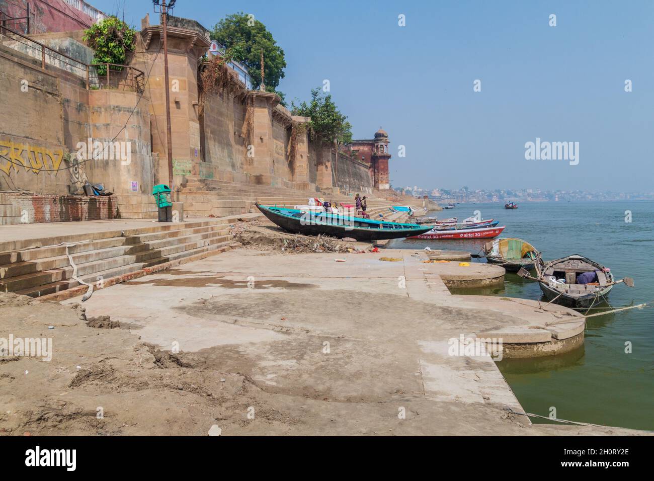 VARANASI, INDIA - OCTOBER 25, 2016: View of Ghats riverfront steps ...