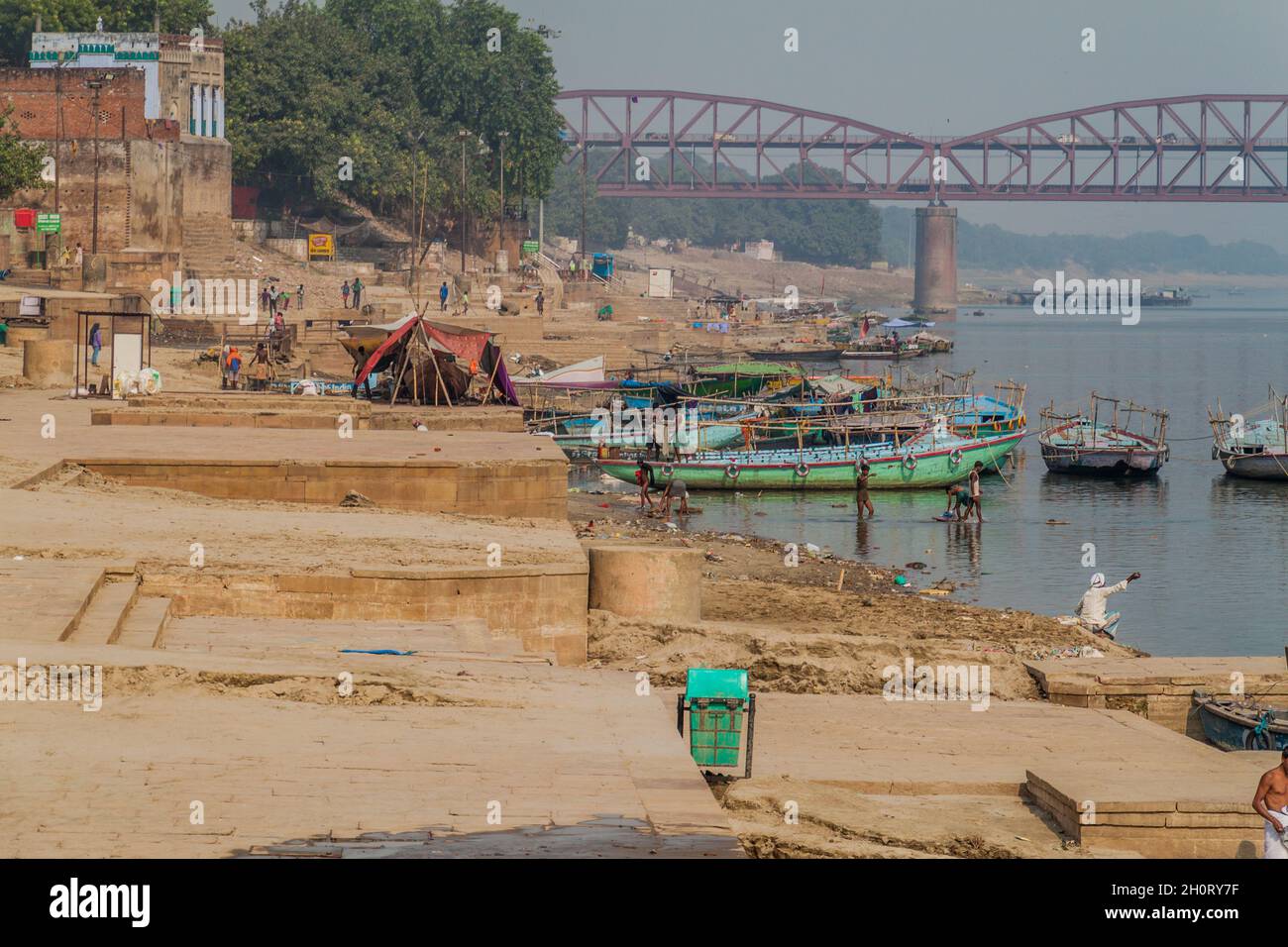 VARANASI, INDIA - OCTOBER 25, 2016: View of a Ghat riverfront steps of ...