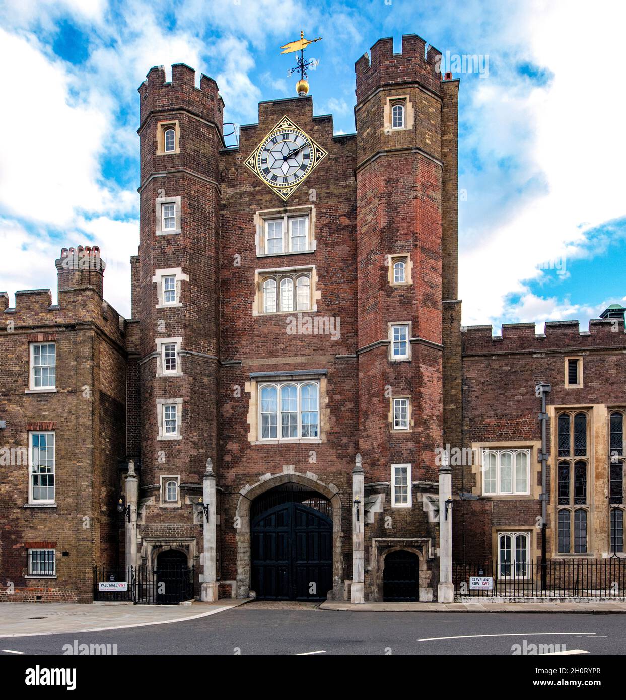 St James Palace, Pall Mall, London; a Tudor residence built by Henry ...