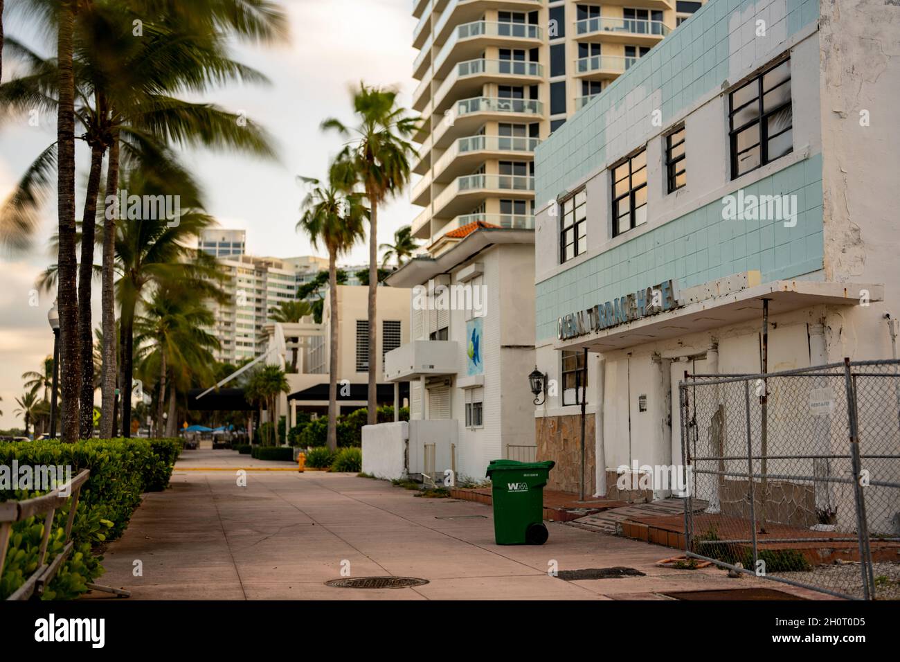 Ocean terrace hi-res stock photography and images - Alamy