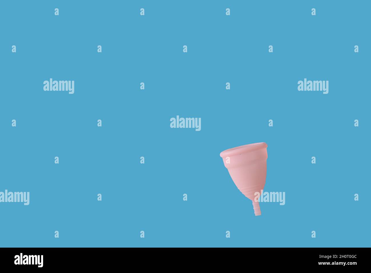 Woman pink reusable eco hi-res stock photography and images - Alamy