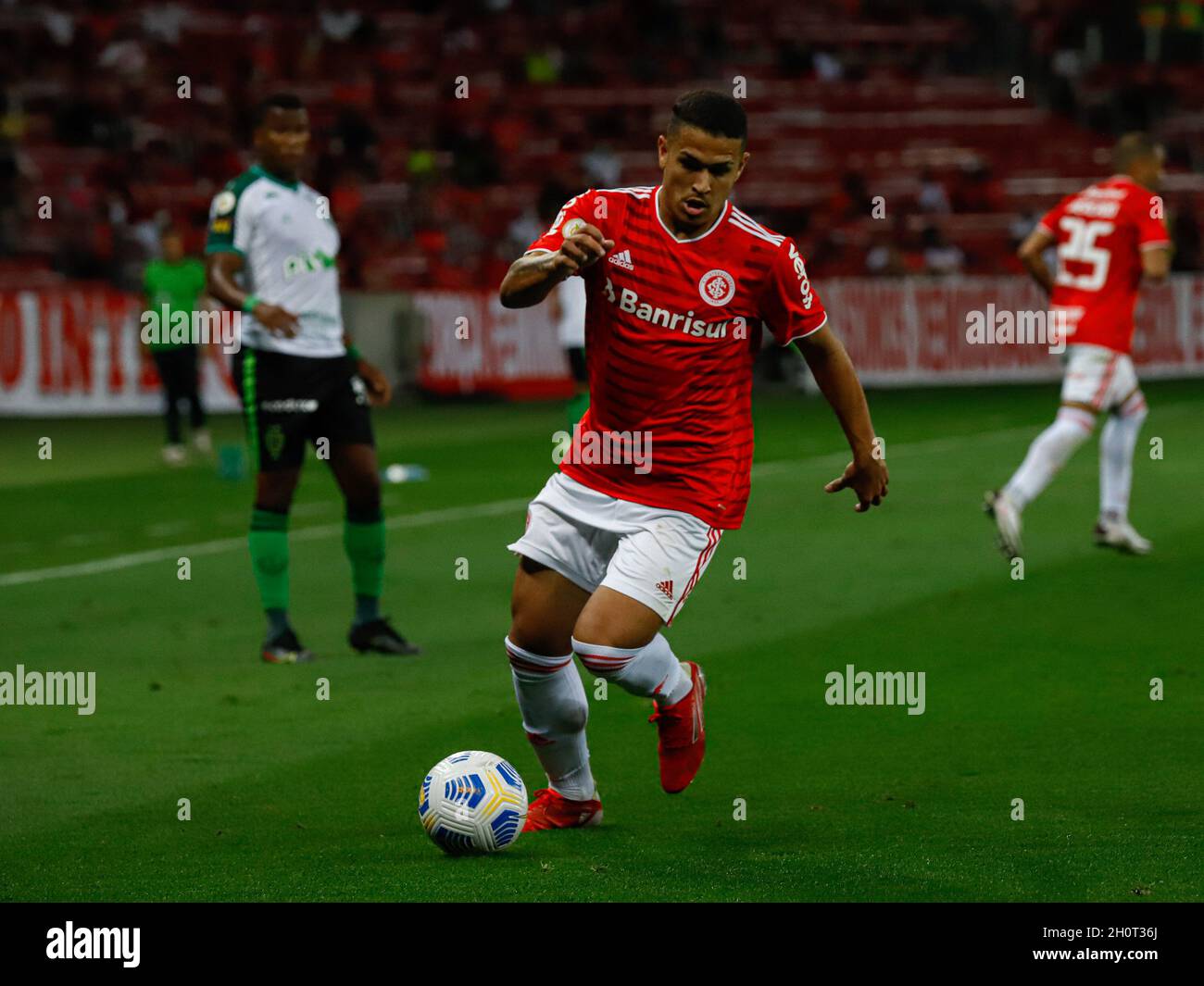 RS - Porto Alegre - 10/13/2021 - BRAZILIAN A 2021, INTERNATIONAL X AMERICA-MG - Caio Vidal ...