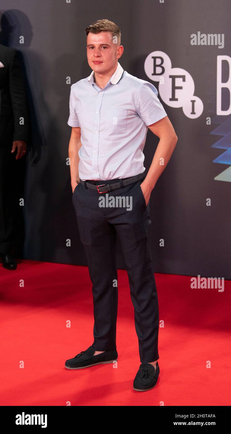 LONDON, ENGLAND - OCTOBER 13: Shaun Thomas attends the World Premiere ...