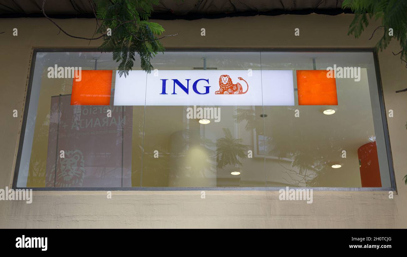 VALENCIA, SPAIN - OCTUBRE 14, 2021: The ING Group is a Dutch ...