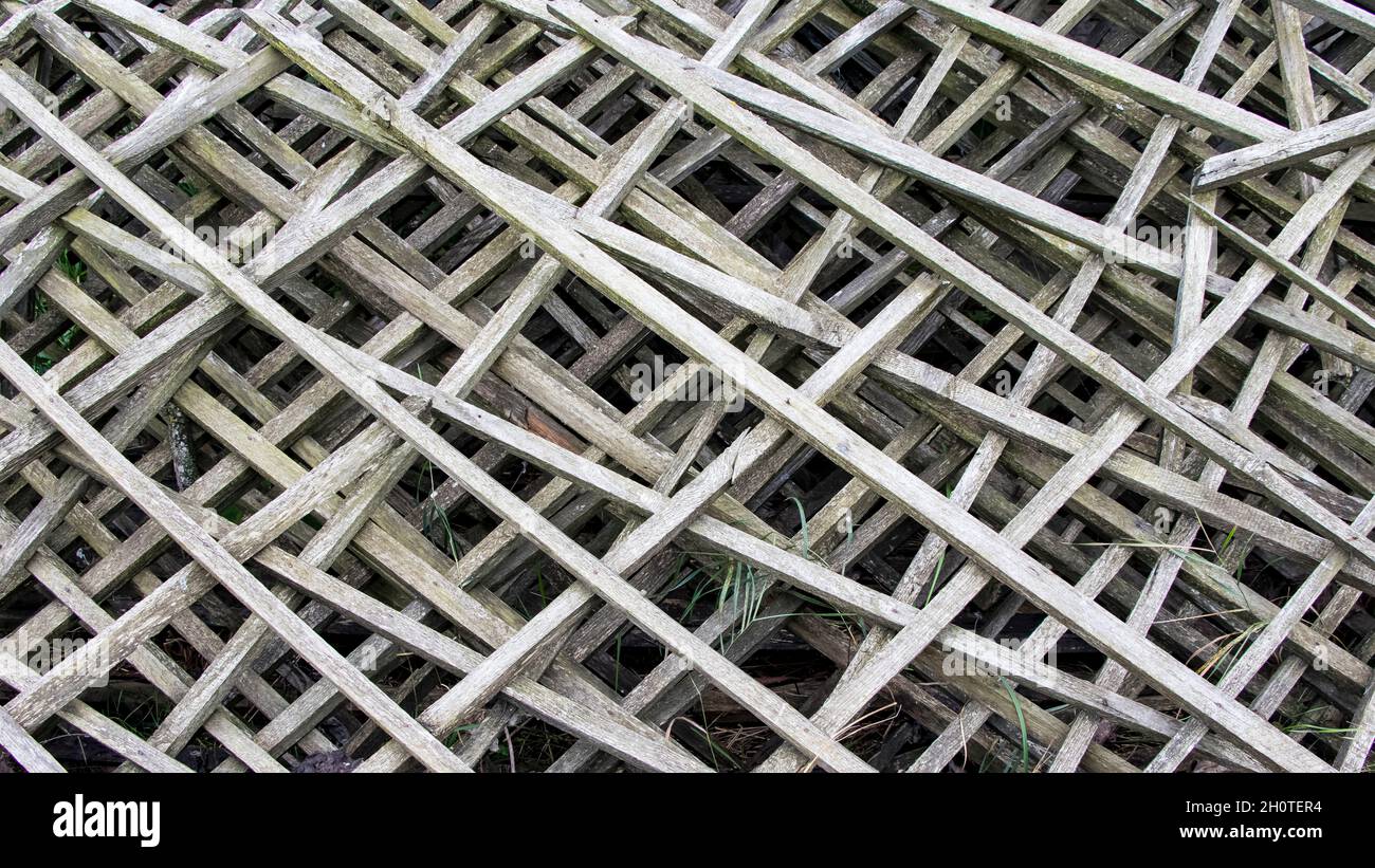 Wooden Grate Grating High Resolution Stock Photography and Images - Alamy