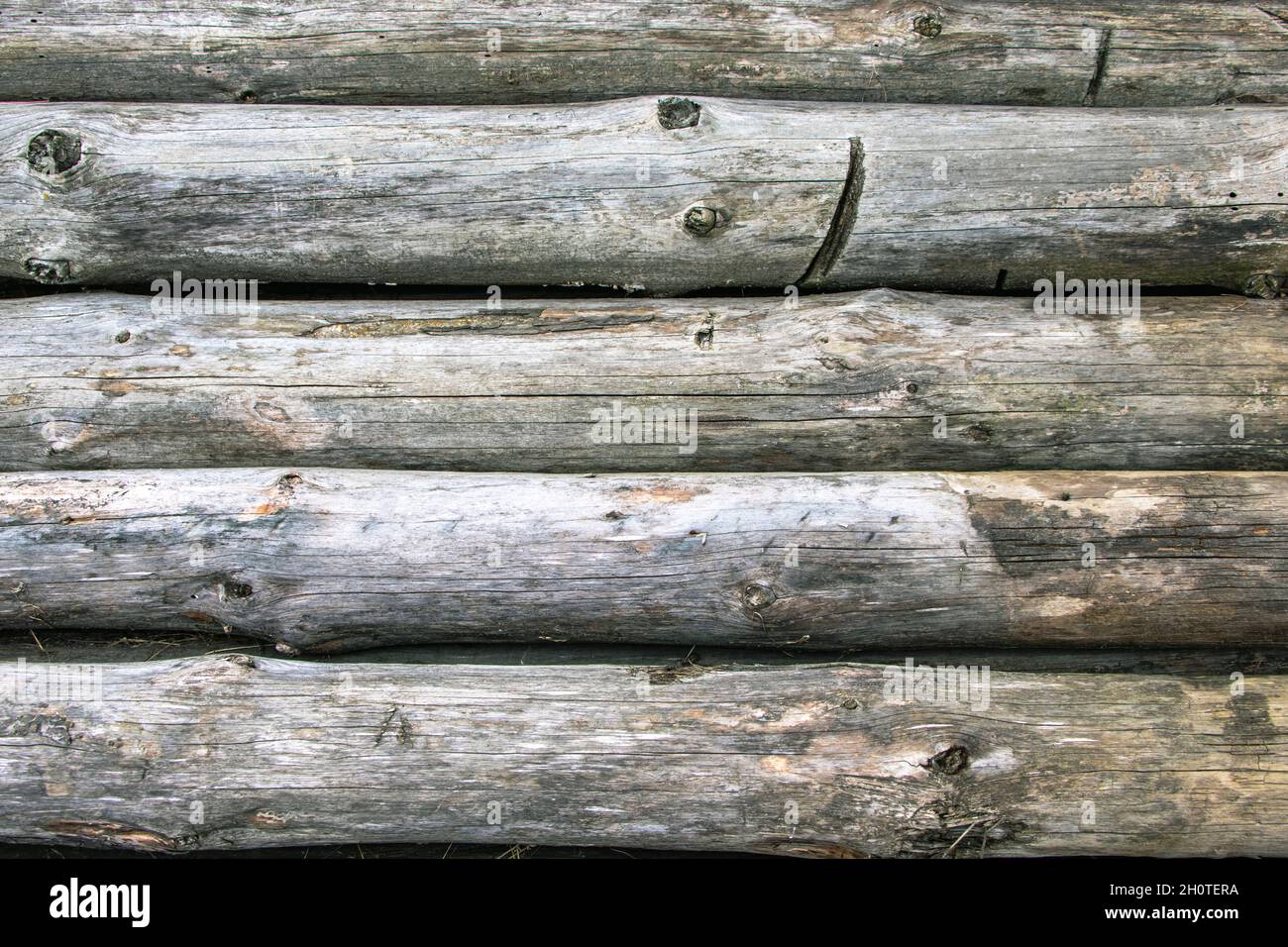 Old wooden structures hi-res stock photography and images - Alamy