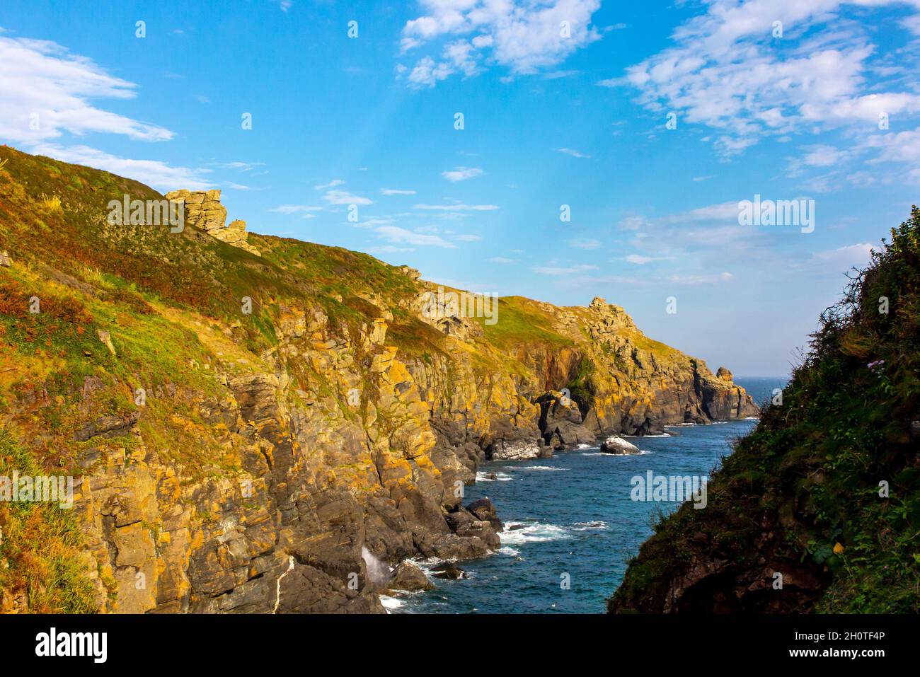 Housel bay beach hi-res stock photography and images - Alamy
