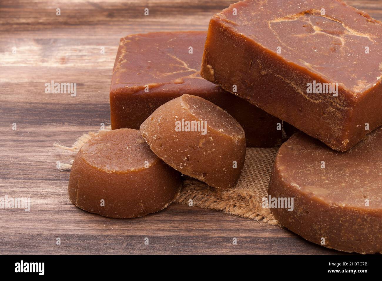 Sugarcane jaggery hi-res stock photography and images - Alamy